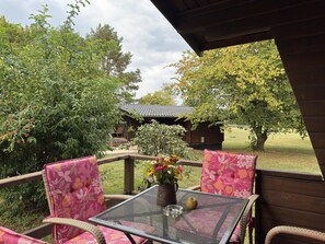 Casa Clássica, 2 quartos | Varanda