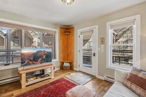 Apartamento em Condomínio Fechado, 1 quarto | Sala de estar