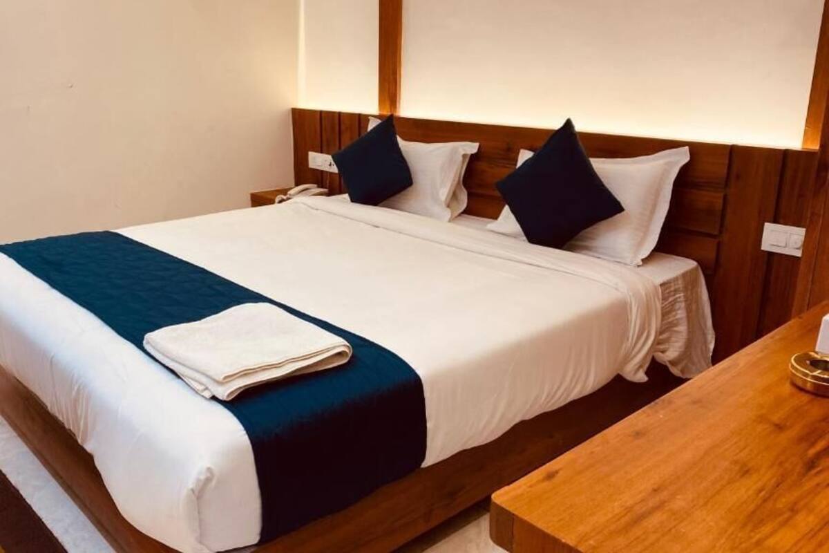 Quarto Deluxe | Secretária adequada para computadores portáteis, quartos insonorizados