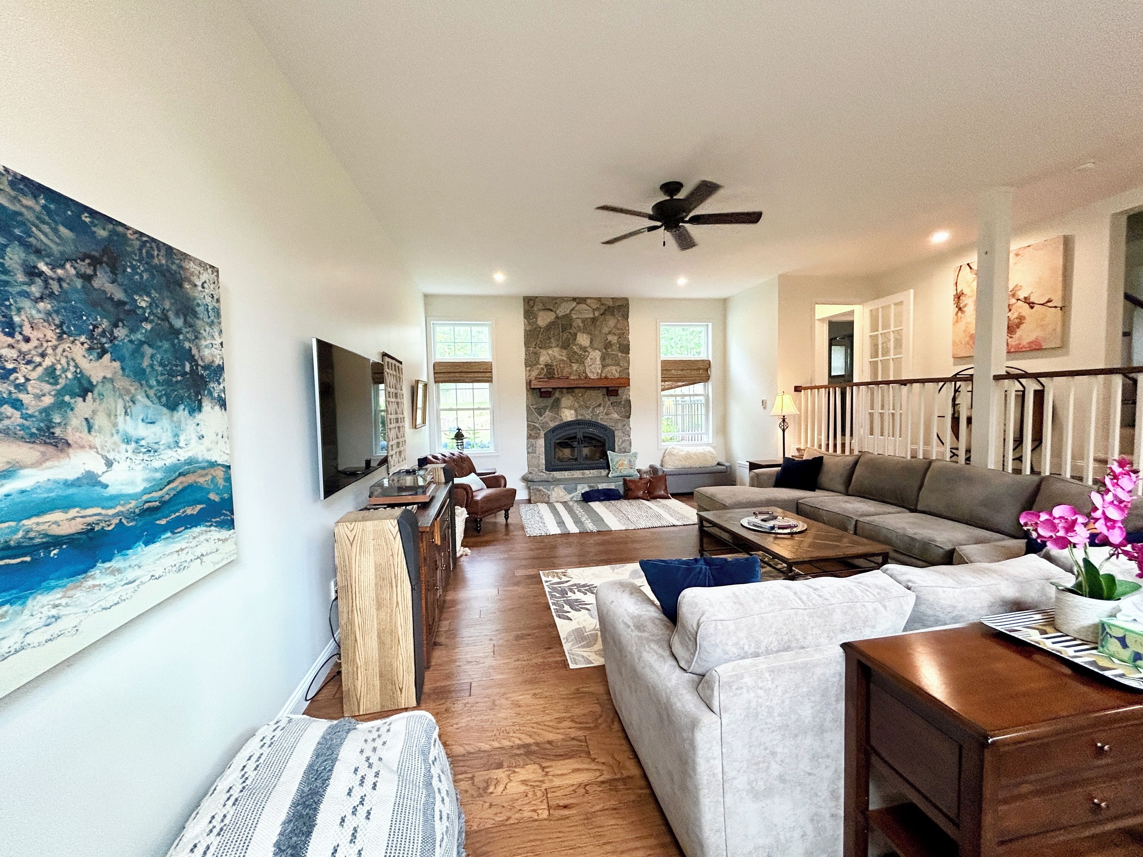 Spacious 5bdrm Home- Saltwater Pool, Wifi, Ac, Private Beach Parking Pass - ウェスタリー, RI