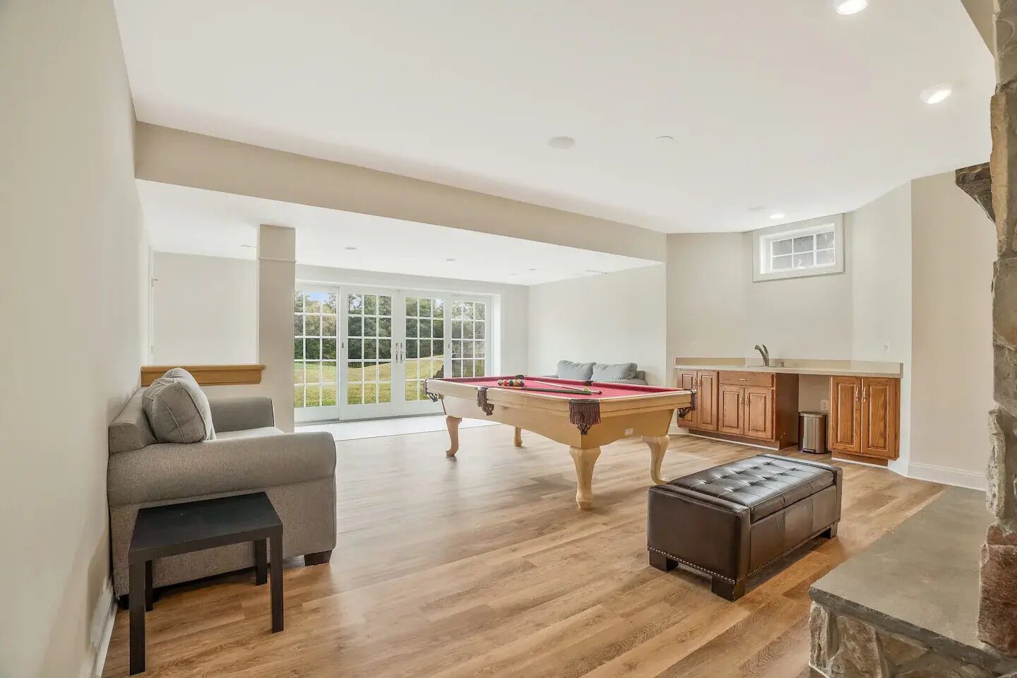 Expansive Villa W/ Hot Tub, Fire Pit - Purcellville, VA