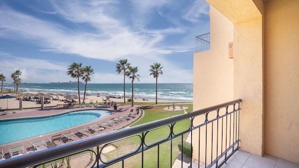 Condo, várias camas, sacada, vista para a piscina (Princesa De Peñasco A 204) | Área da propriedade