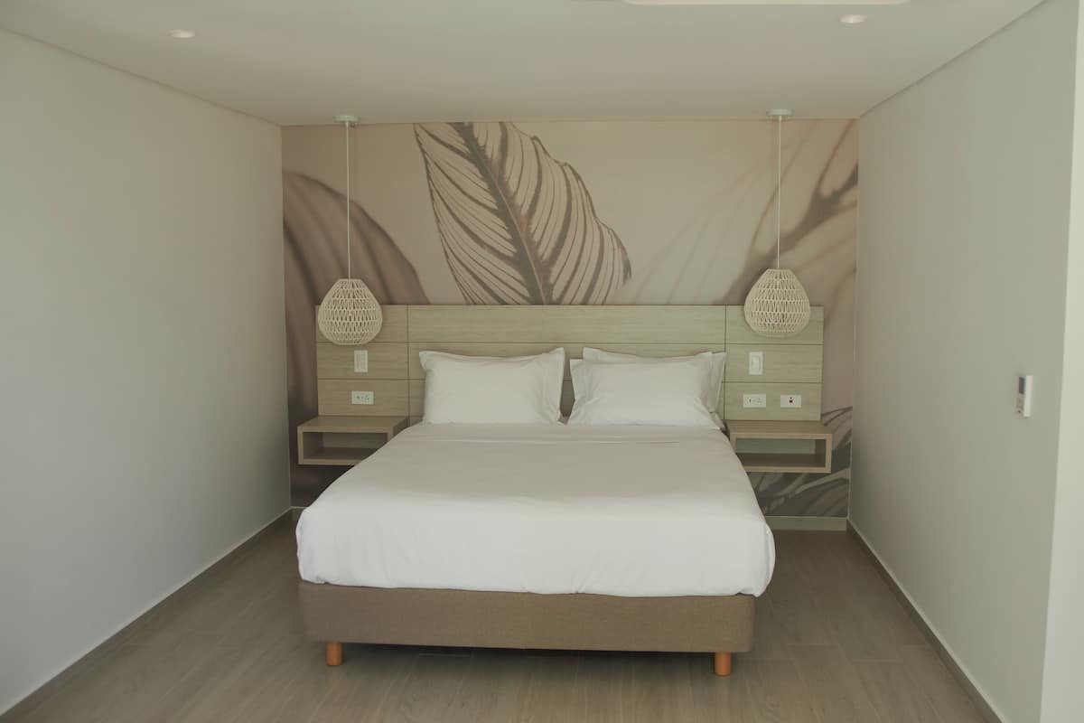 Quarto Duplo Comfort | Cofre no quarto, cortinas/cortinados opacos, Wi-fi grátis