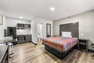 Estúdio | Com mobília individualizada, secretária, Wi-fi grátis 