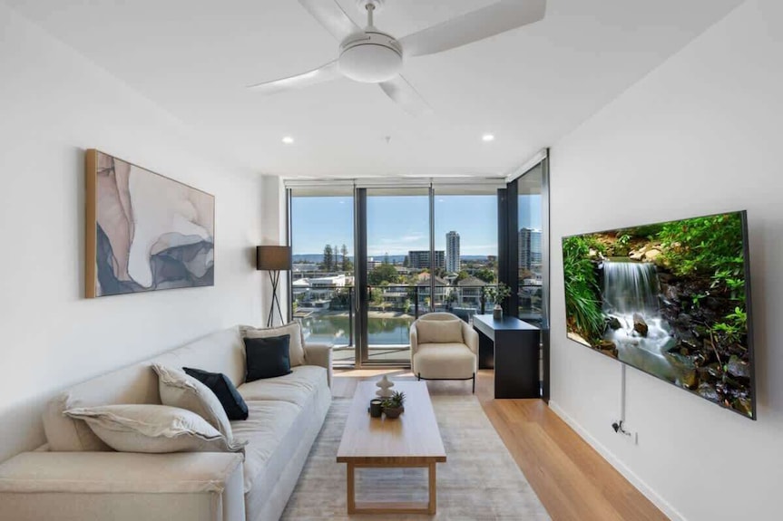 Brand New Japandi Style Riverview *Pet Friendly* - Surfers Paradise