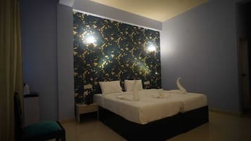 Quarto luxo | Espaço de trabalho para notebook, Wi-Fi de cortesia