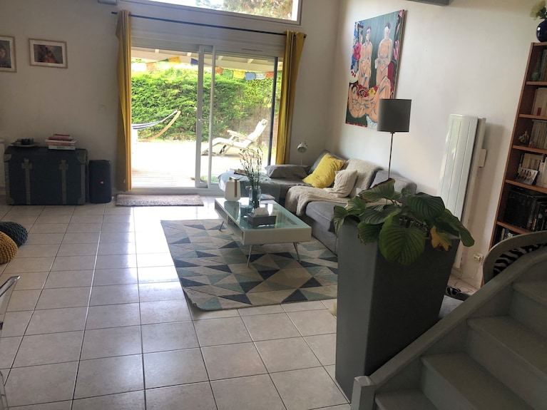 Maison 4 Chambres 3 Salles De Bains Piscine Et Tennis à 5 Min De Lyon - Lyon