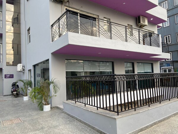 Solhouse Serviced Apartments Gurgaon - Gurgaon