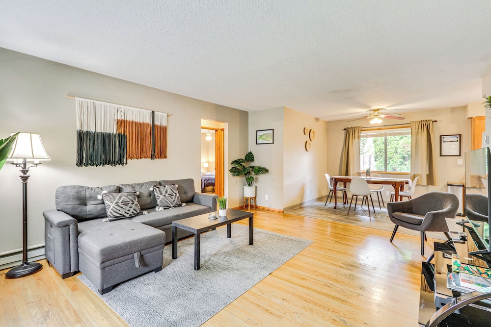 Pet-friendly Gem W/ Ping-pong Table In Oregon! - Forest Grove, OR