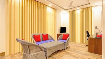 Suite Familiar | 1 quarto, secretária, Wi-fi grátis