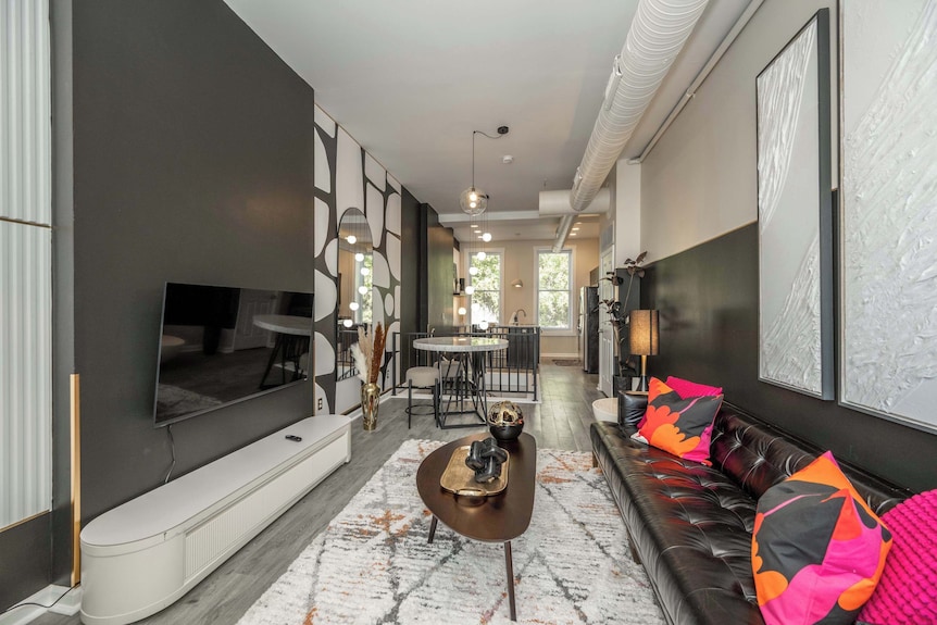 Queen City Views 2 Sleeps 2! - Cincinnati, OH