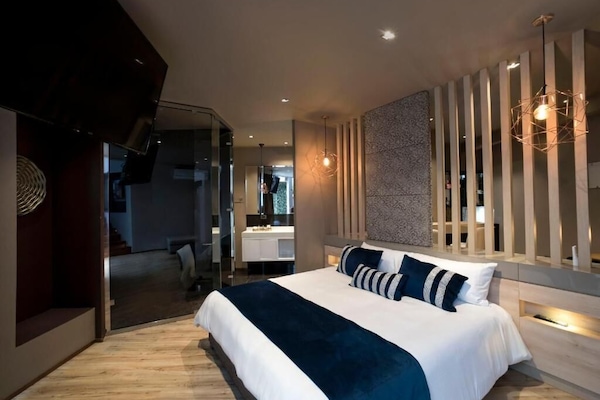 Suite Júnior, vista para a montanha | 1 quarto, cofre no quarto, cortinas/cortinados opacos, Wi-fi grátis