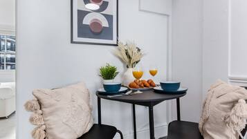 Dúplex Familiar, não fumadores, Vista para a cidade | 3 quartos, cortinas/cortinados opacos, ferro/tábua de engomar