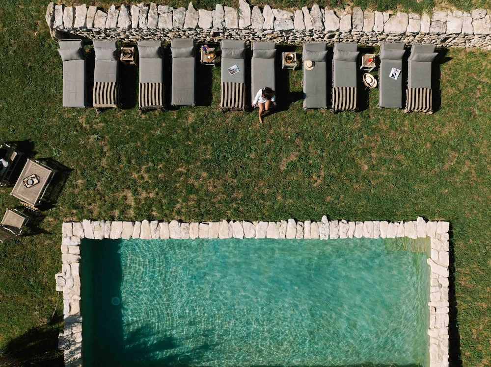 Le Domaine Du Castellas - Cucuron