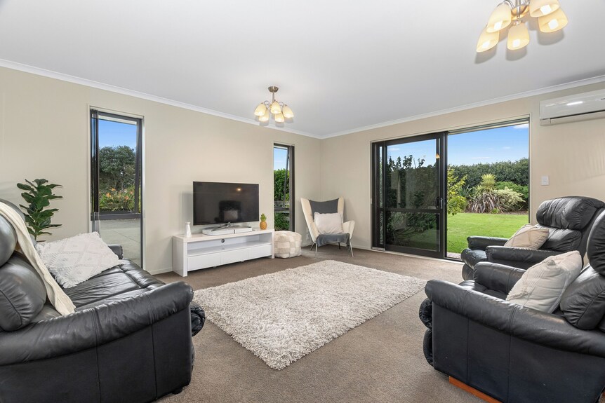 Magical Waipu - Central Family Holiday Home - Waipu