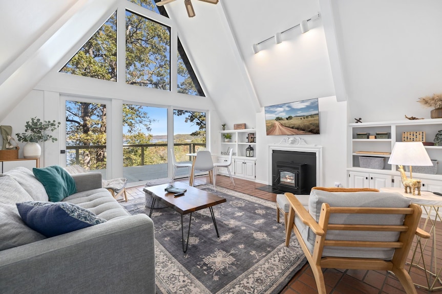 Cabin Allswell - Beaver Lake A-frame - Sleeps 8 - 비버 호