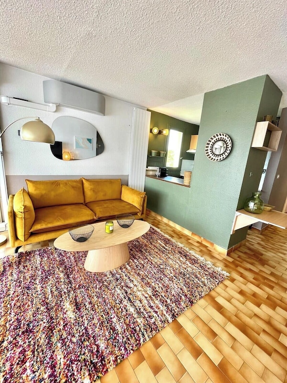 La Colline Séjour Pratique Et Paisible Avec Parking Privé Au Port - Agde