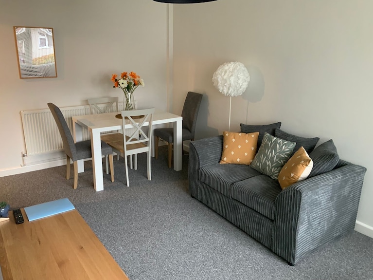 Modern Bungalow In Quiet Location ,Draycott Derbyshire. - East Midlands Airport (EMA)