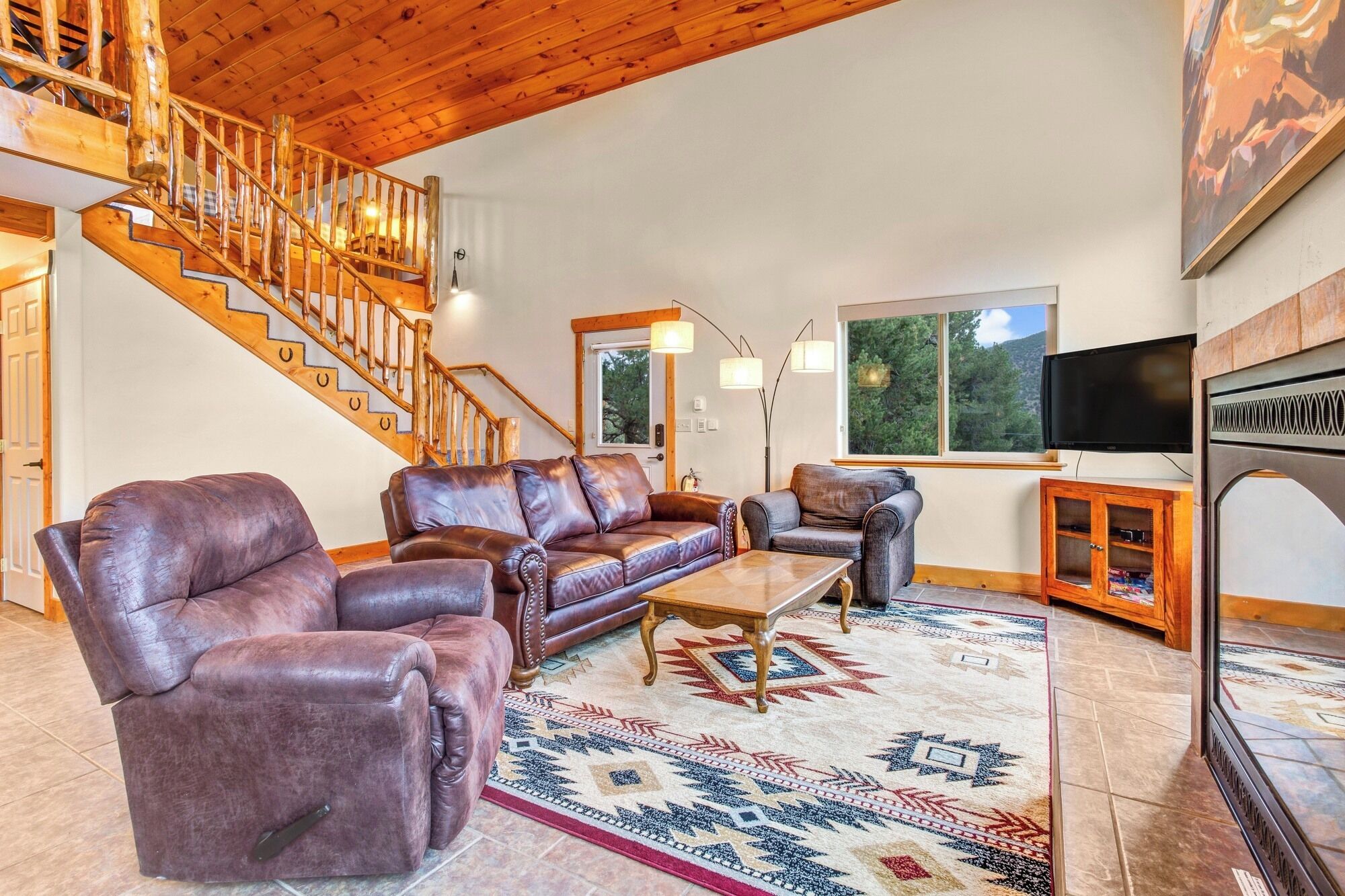 Salida Cabin Rentals Close To Monarch Mountain And Hot Springs - Salida, CO