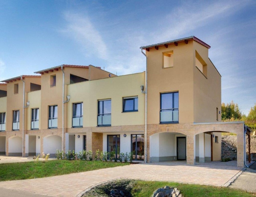 Luxuriose Ferienwohnung Am Stormthaler See - Großpösna