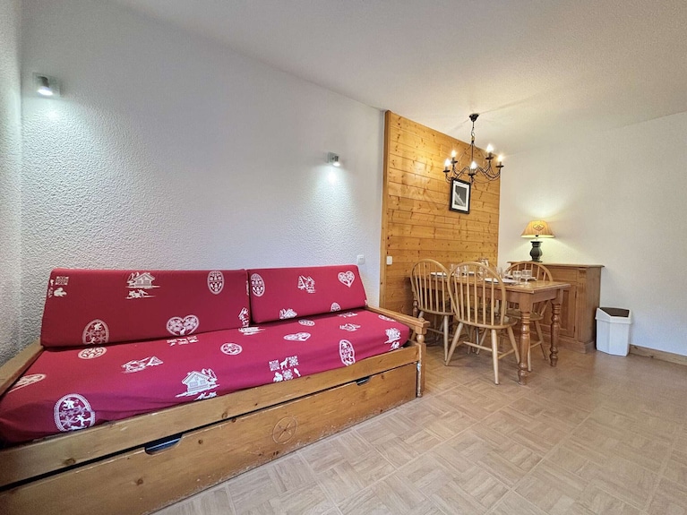 2-room Apartment In Flumet - Sleeps 4, Pool, Pets Allowed - Flumet