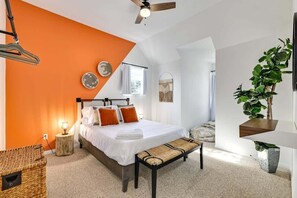 Casa, várias camas, acesso à piscina, vista para a piscina (209 Peabody) | 6 quartos, com decoração personalizada, com mobília individualizada