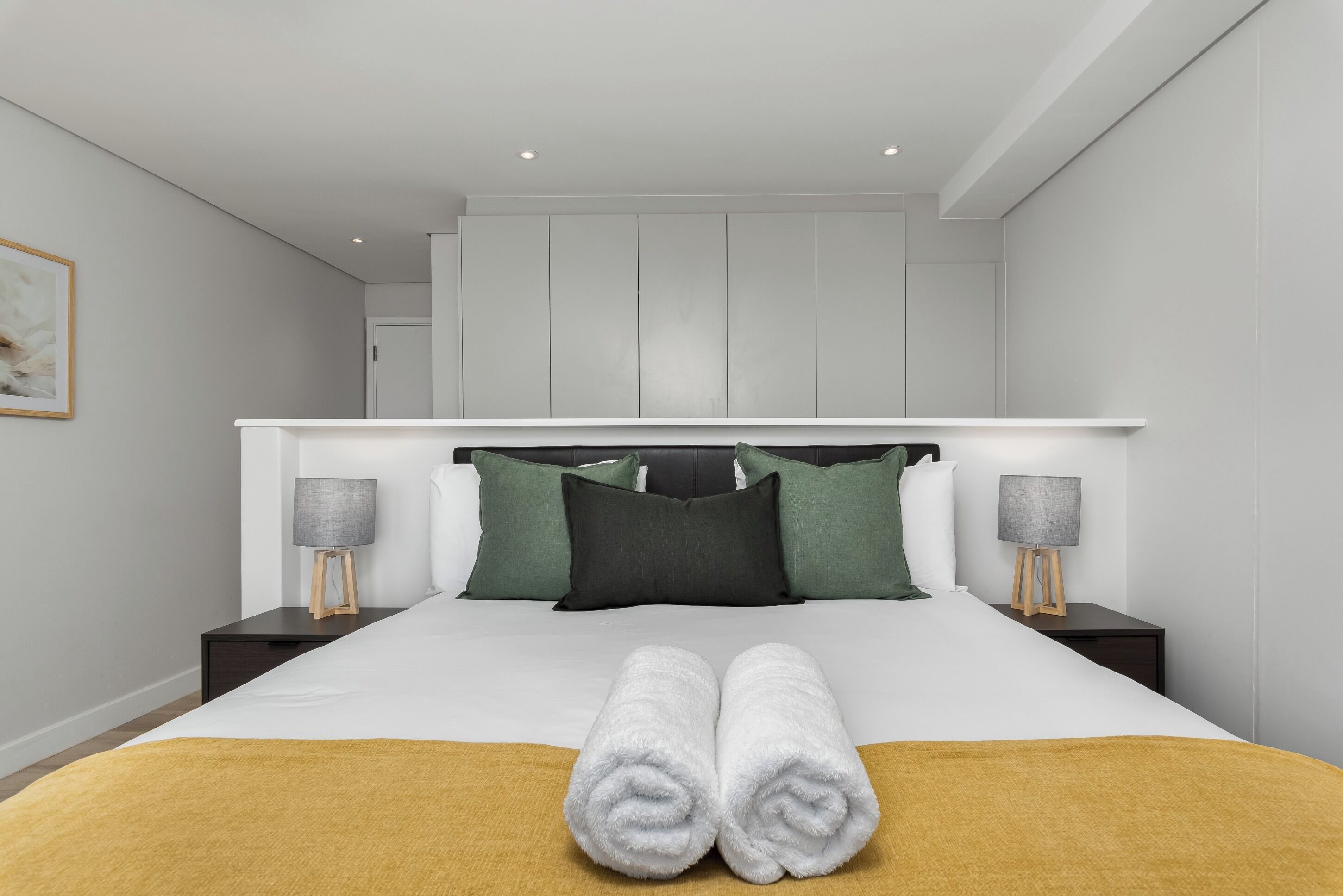 Designer Century City Apartment | Ocean Views - Kapstadt