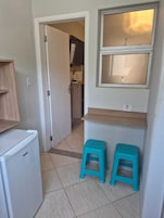 Apartamento | Cozinha privada | Minifrigorífico, um micro-ondas 