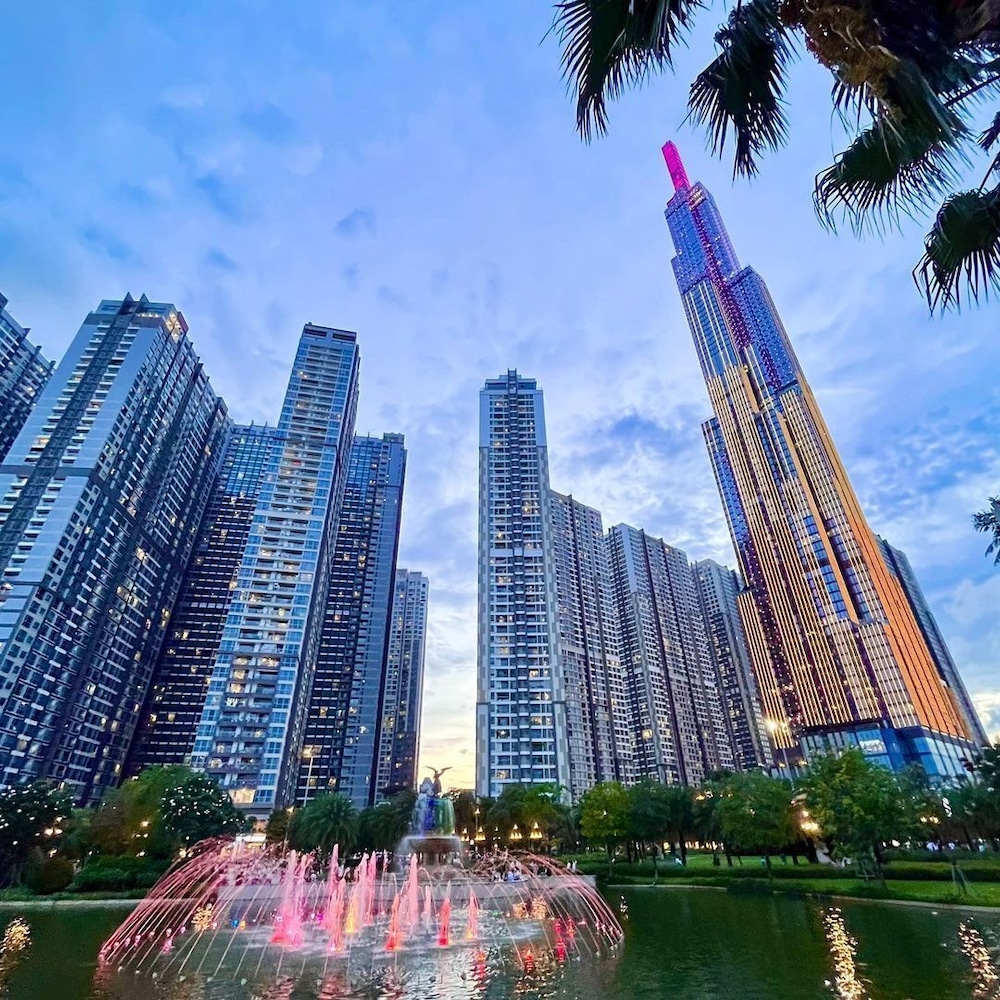 Vinhomes Central Park- Luxury Apartments - Ho Chi Minh City