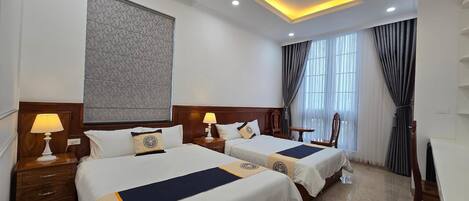 Quartos insonorizados, ferro/tábua de engomar, Wi-fi grátis