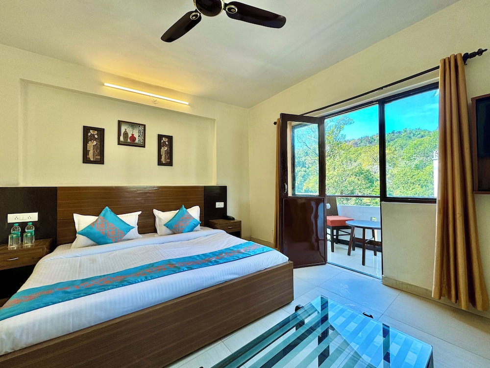 Shelton Blu - Jim Corbett National Park
