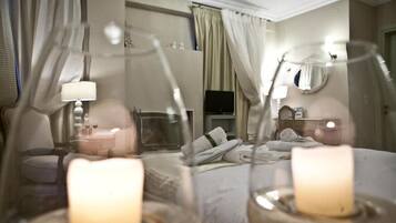 Quarto casal superior | Espaço de trabalho para notebook, quartos à prova de som