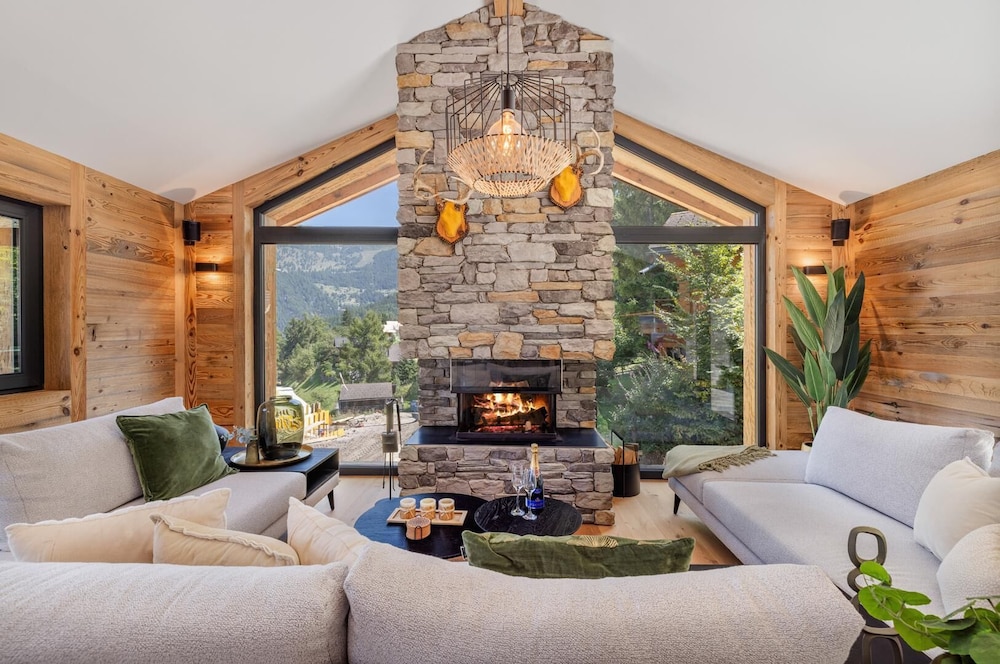 Chalet Le Reve Cinema Room Jacuzzi - Switzerland