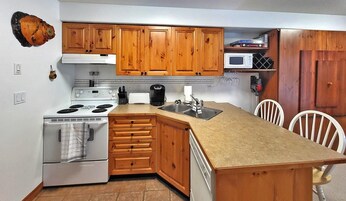 Estúdio | Cozinha privada | Uma cafeteira/bule 