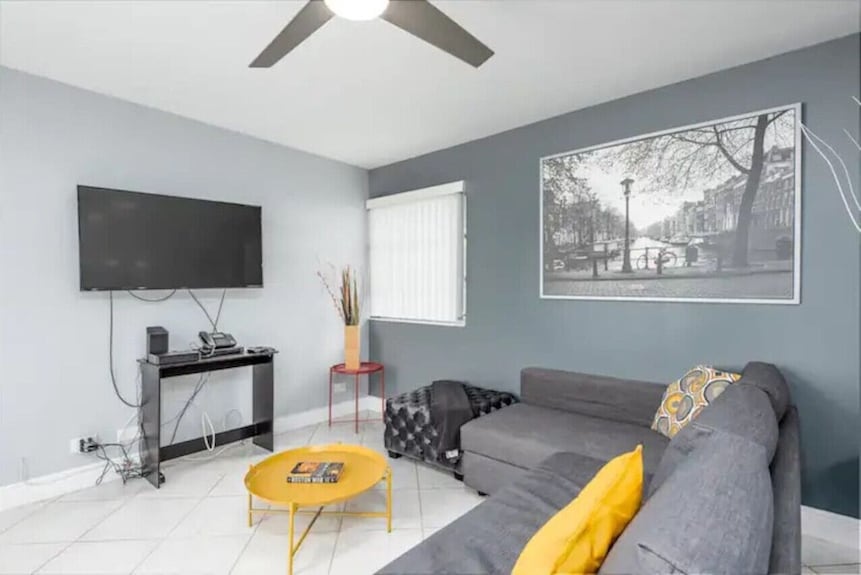 Cozy Getaway With Pool And Putting Green - Unit 1 - フォート・ローダデール, FL