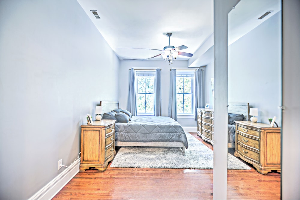 Cozy Townhouse, 1-mi from the heart of Soulard! - St. Louis | Vrbo