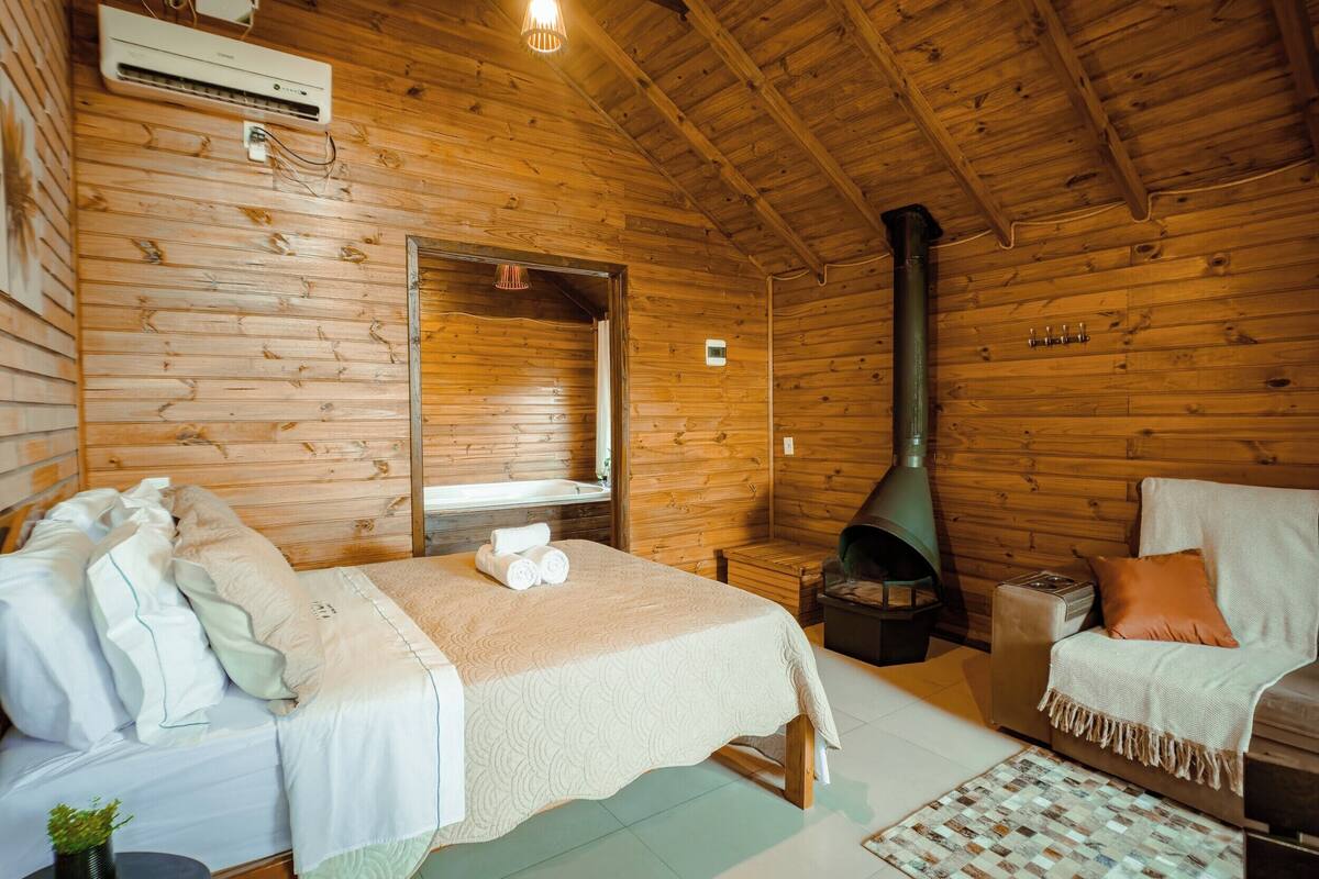 Cabana de Madeira Romântica | Wi-fi grátis