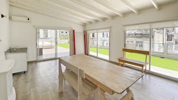 Apartamento, 1 quarto, para fumantes, sacada | Parte interna