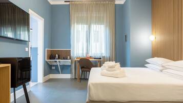 Suite Jacuzzi Sauna | Minibar, cofre no quarto, ferro/tábua de engomar, Wi-fi grátis