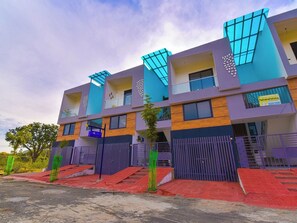 Fachada da propriedade