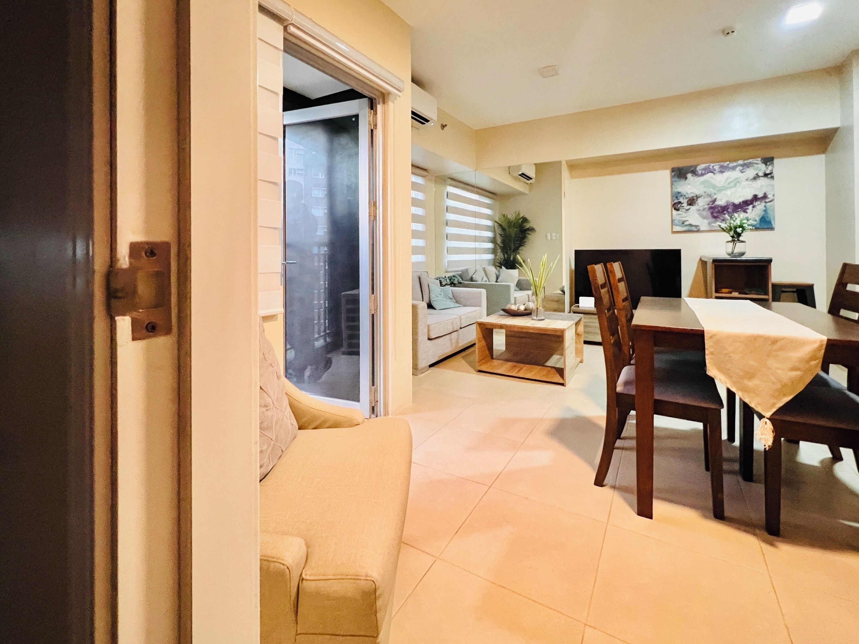 Apartamento Signature em Condomínio Fechado, 1 quarto, não fumadores, varanda | Refeições no quarto