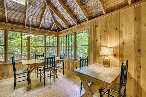 Rustic Cabin W/ Squam Lake Access & Fireplace! - New Hampshire (State)