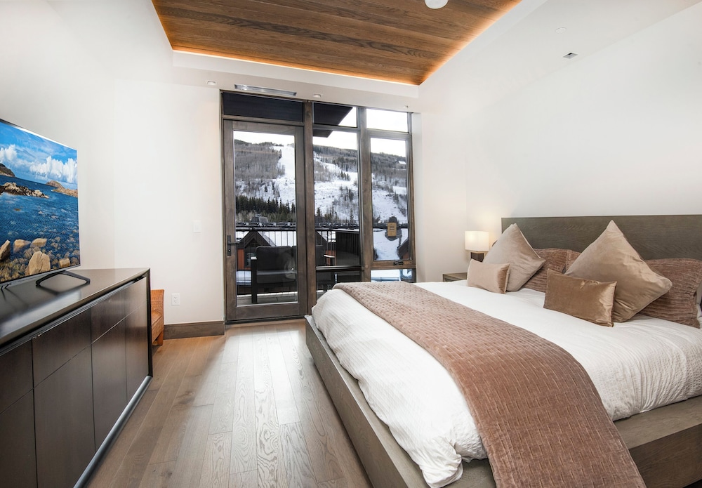 Vail Village Luxury Condo Mtn Views | Altus 305 - Vail | Vrbo