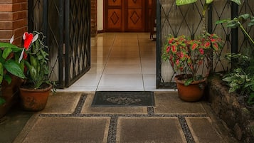 Entrada (vista interior)