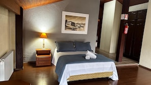 Quarto Familiar, Vista para a cidade | Wi-fi grátis