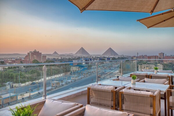 Mazar Pyramids Hotel - Giza