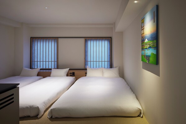 Quarto triplo básico | Wi-Fi de cortesia, roupa de cama