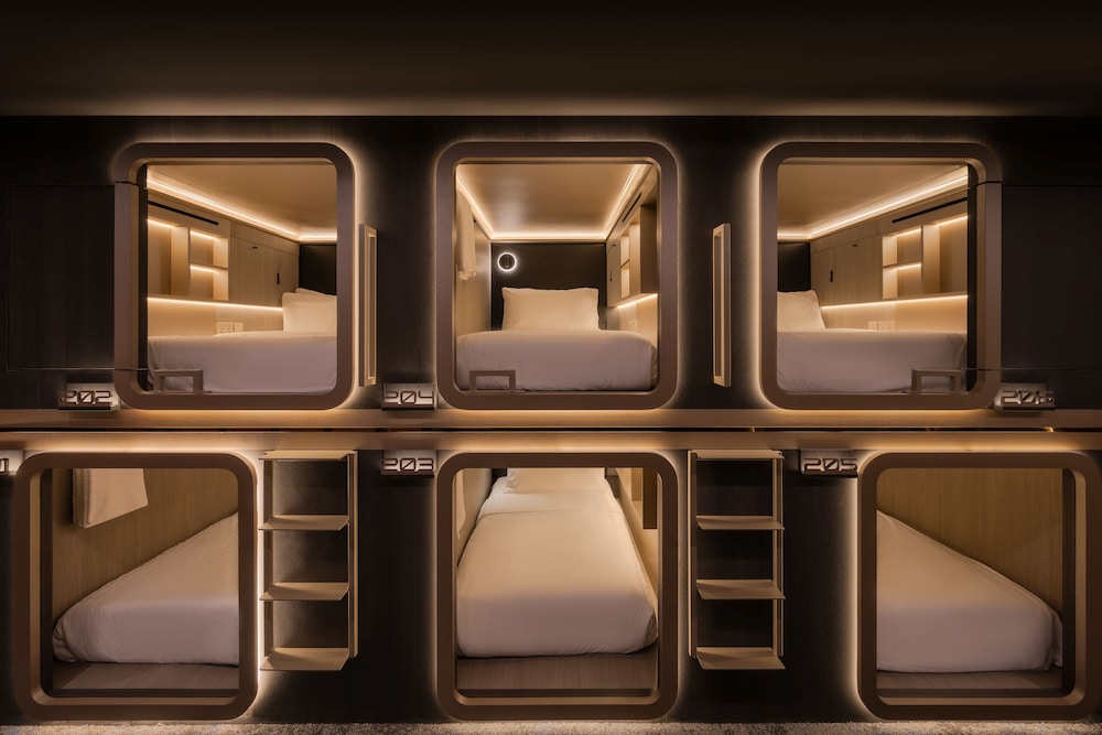 Cube Social Boutique Capsule Hotel @ Boat Quay - Singapour