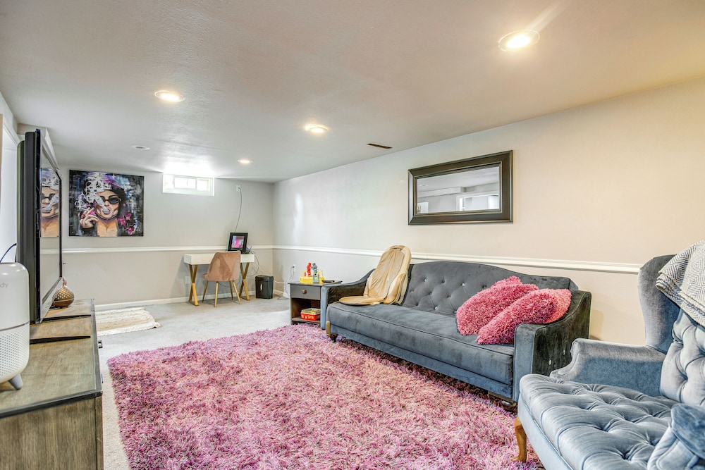 6 Mi To Dtwn: Denver Escape W/ Fire Pit - Centennial, CO