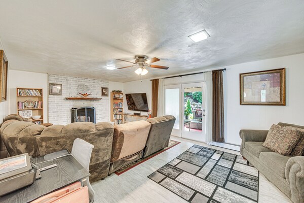 3 Mi To Lake Redman: Home W/ Furnished Pergola! - Felton, PA